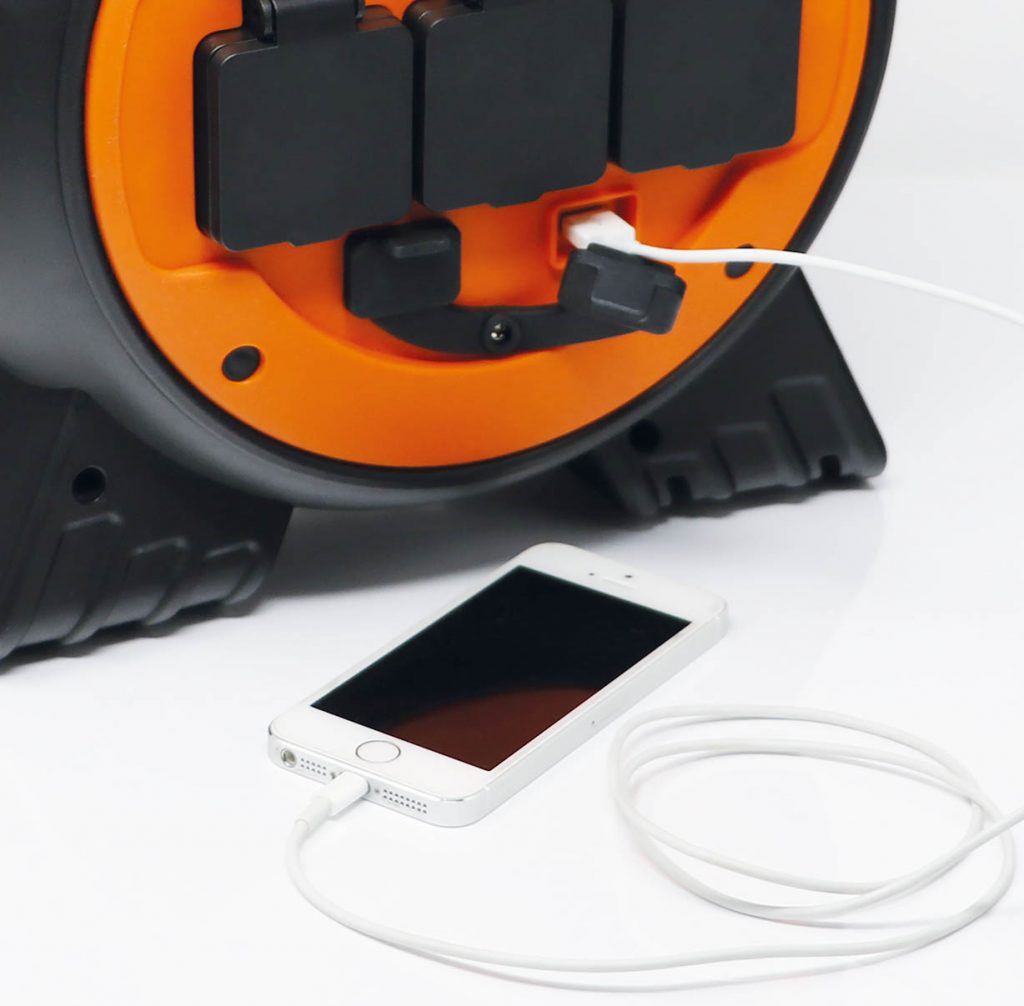 MP3767 15M Roller Mobile Mains Power Unit with LED Light - Maypole