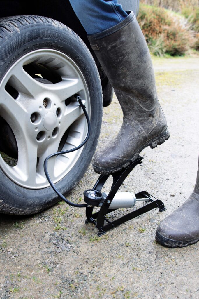 MP790 Single Heavy Duty Foot Pump - Maypole Breakdown Essential