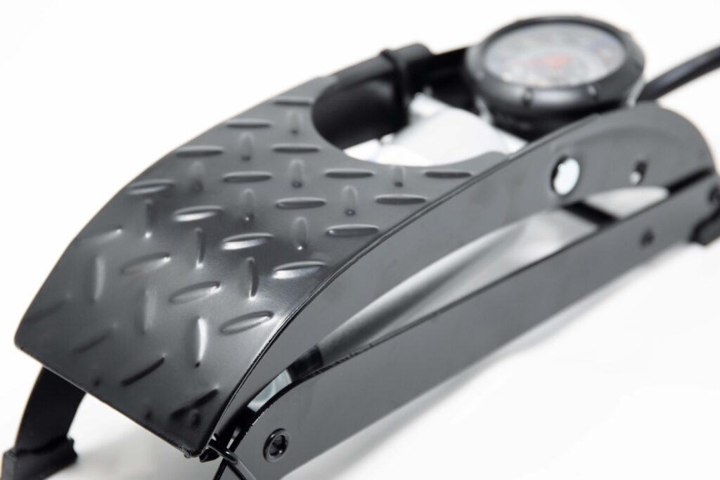 MP790 Single Heavy Duty Foot Pump - Maypole Breakdown Essential