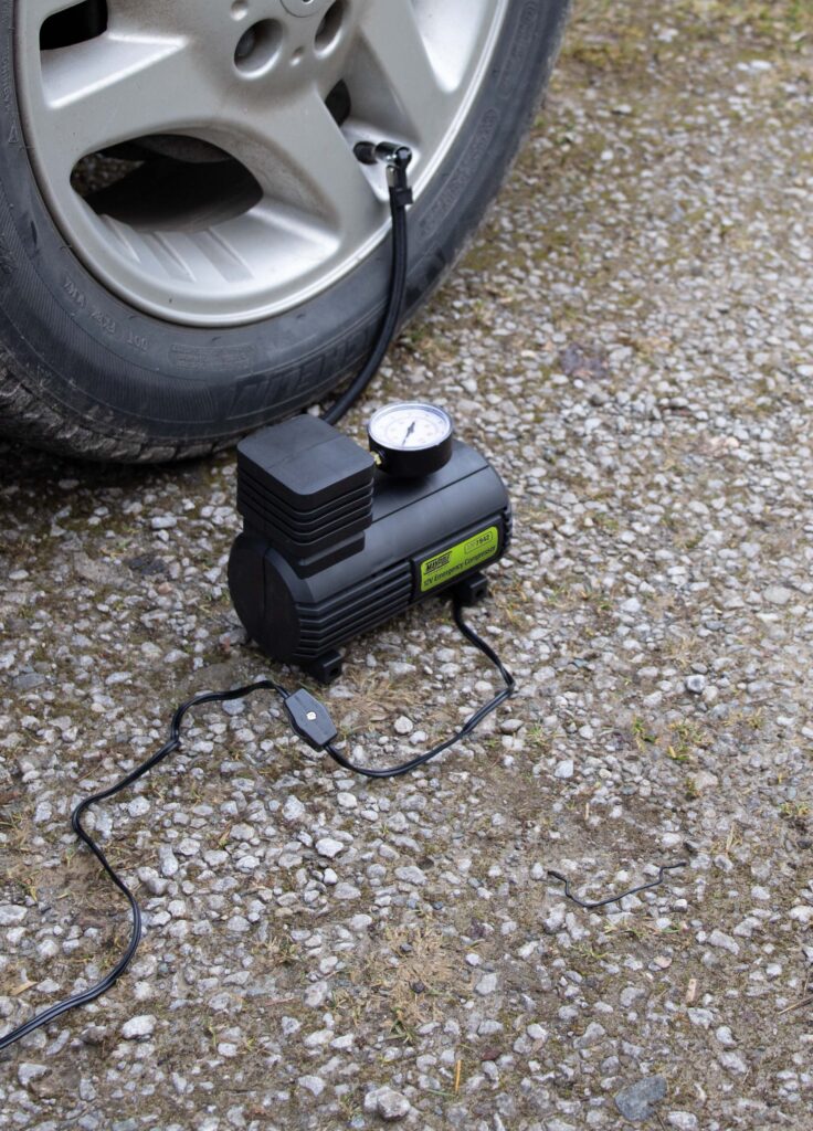 MP7942 12V Emergency Air Compressor - Maypole